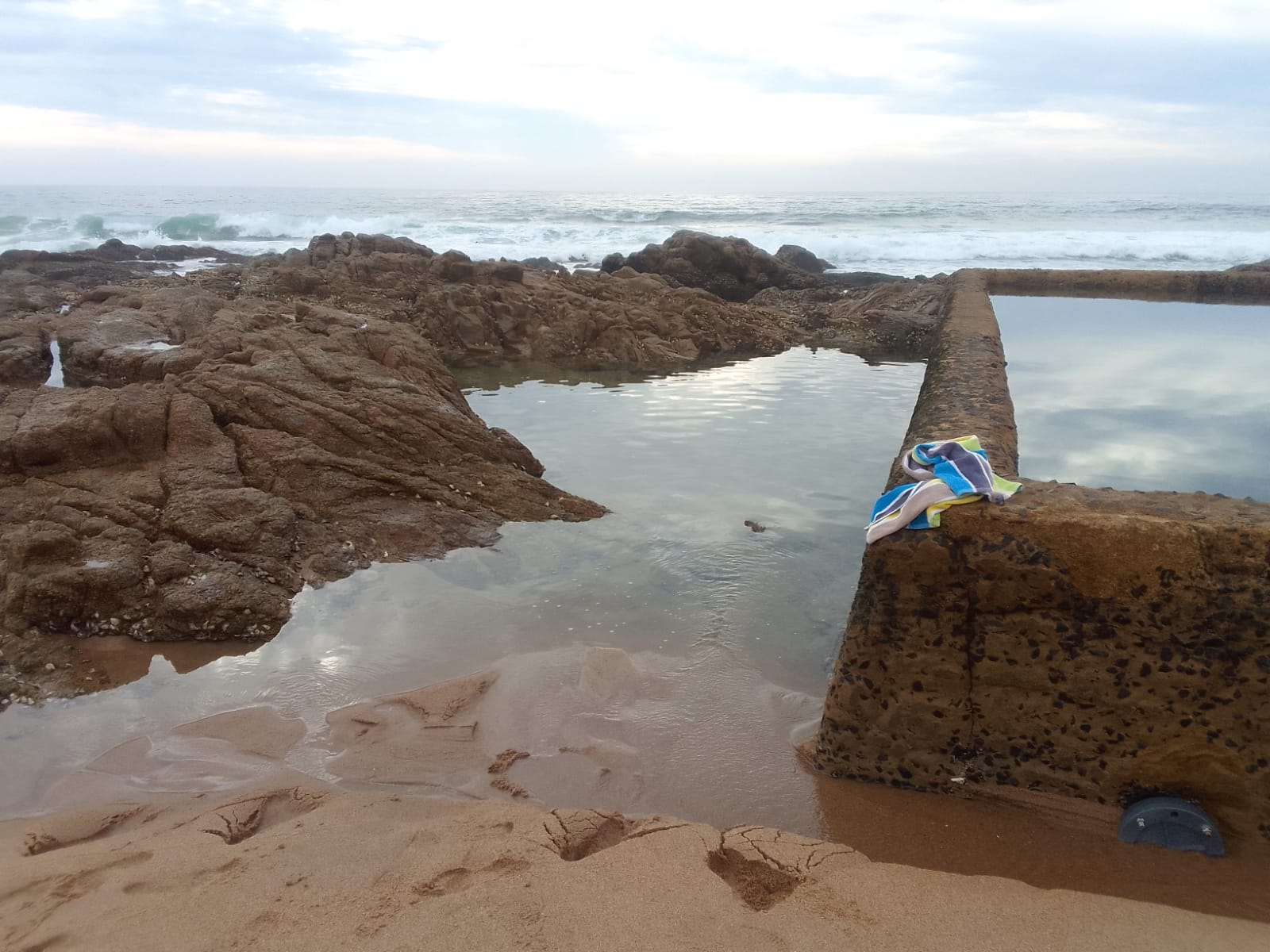 Jy kan nie 'n krap leer om reguit te loop nie - Dis Ekke